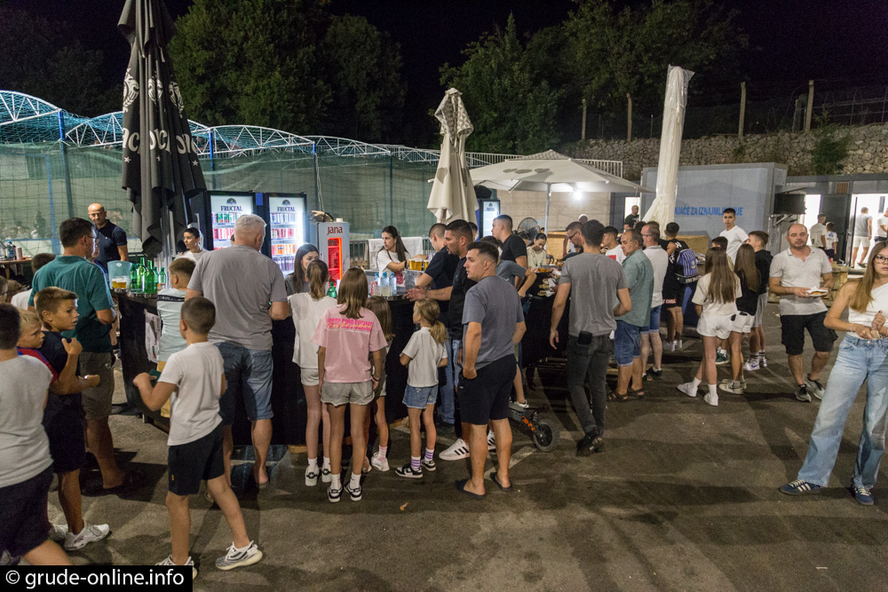 FOTO: Grude Centar pobjednik 26. izdanja Malonogometne LMZ općine Grude ...